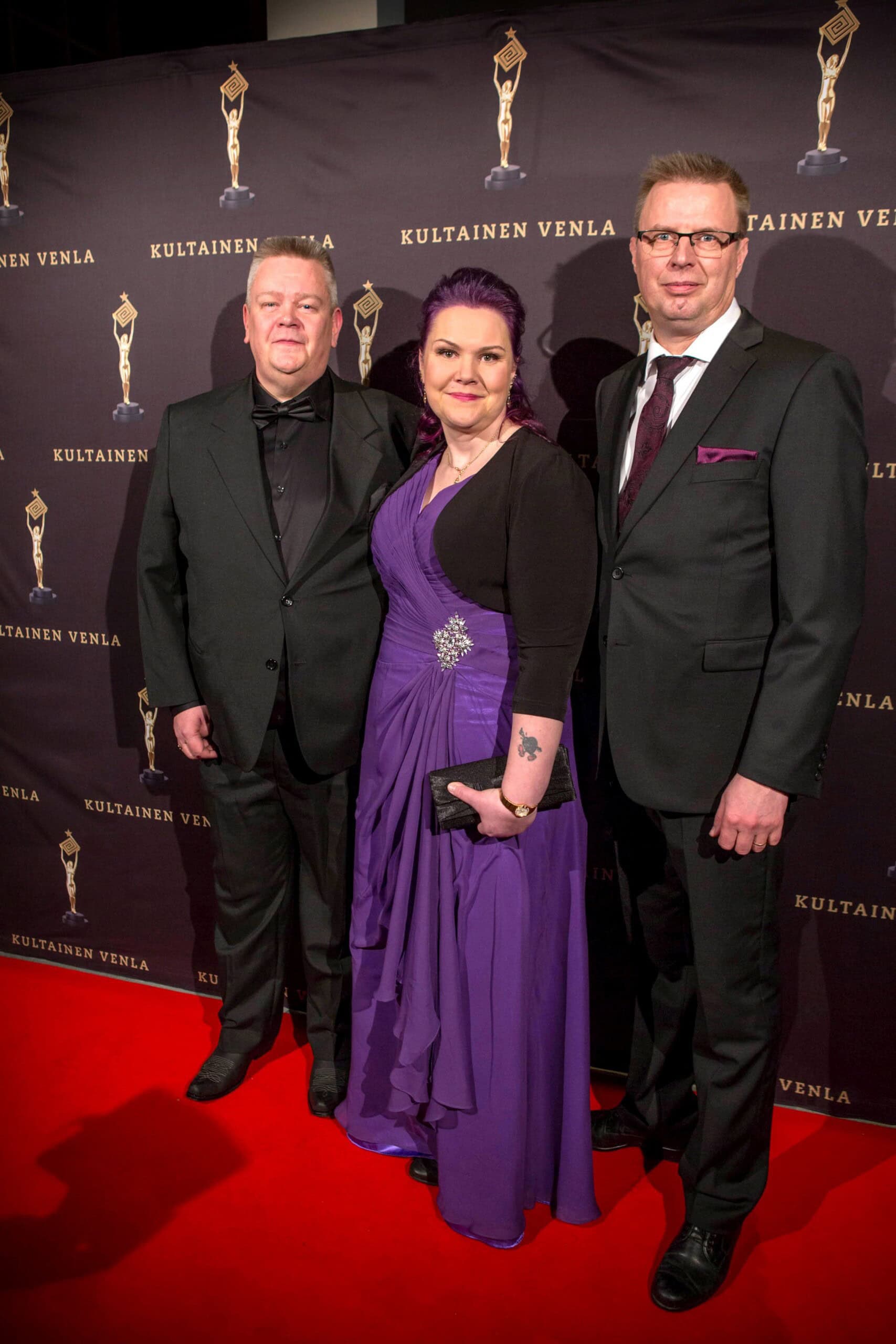 Huutokauppakeisarin apumies Markku Saukko toivotti rauhallista joulua ...