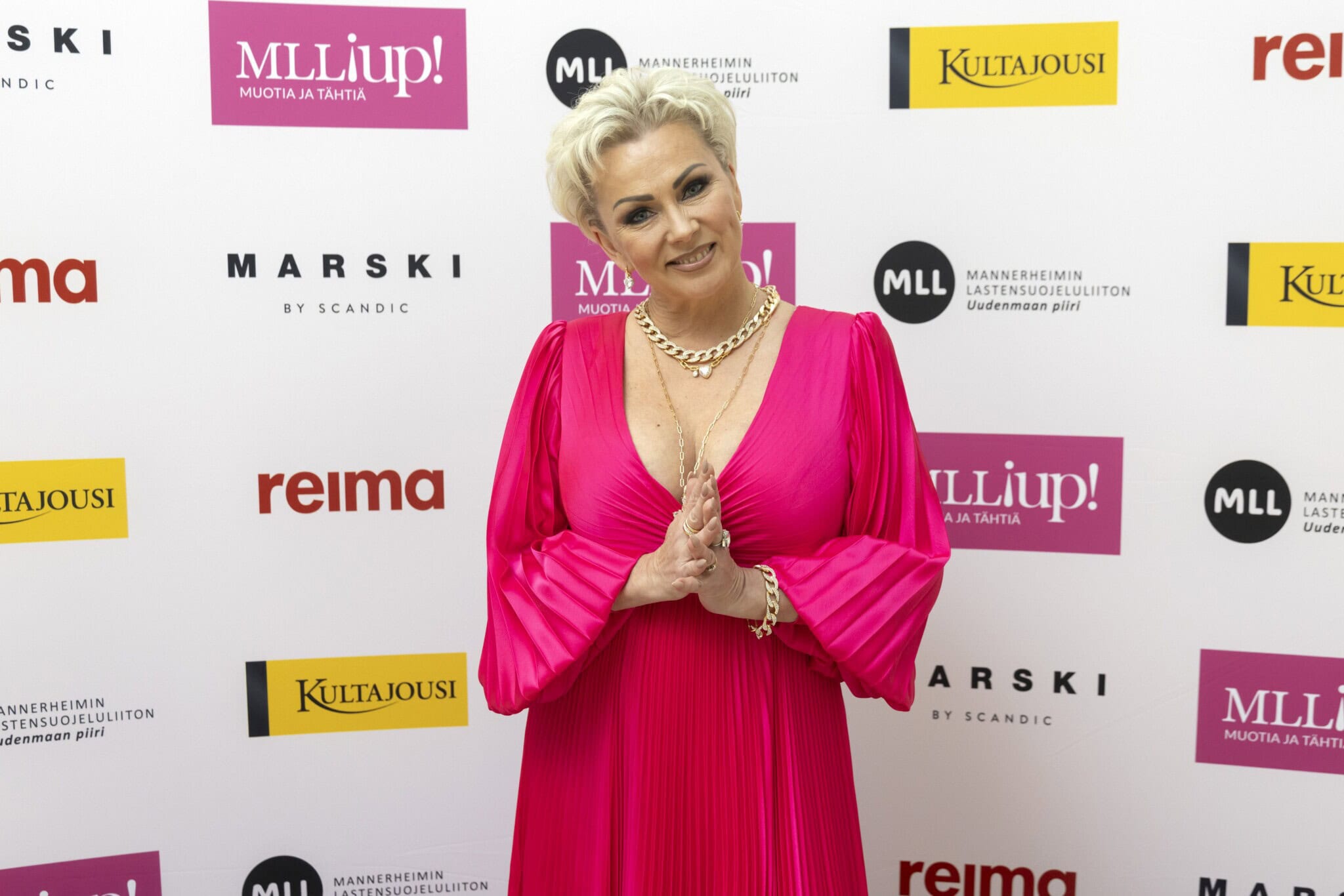 Näin Helena Ahti-Hallberg sai helpotuksen tuskallisiin öihinsä - Como.fi