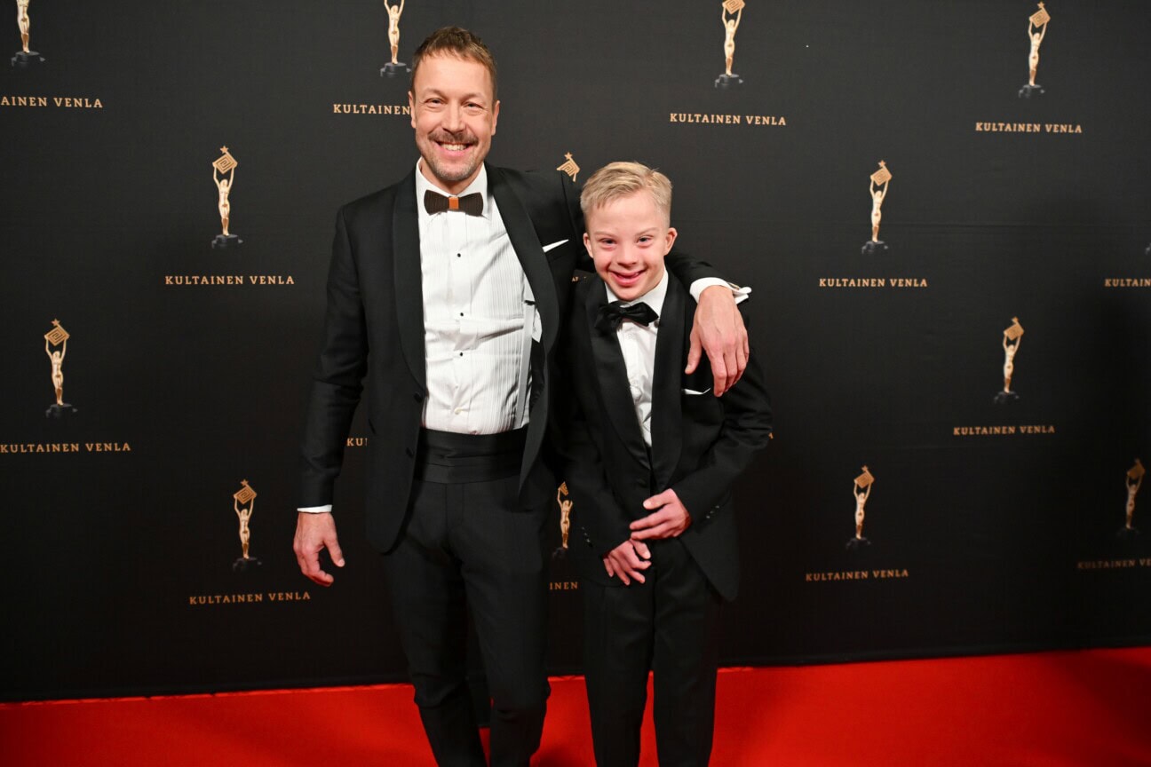 Peltsi Peltola ja Osmo-poika saivat taas palkinnon - Osmolla oli myös ...