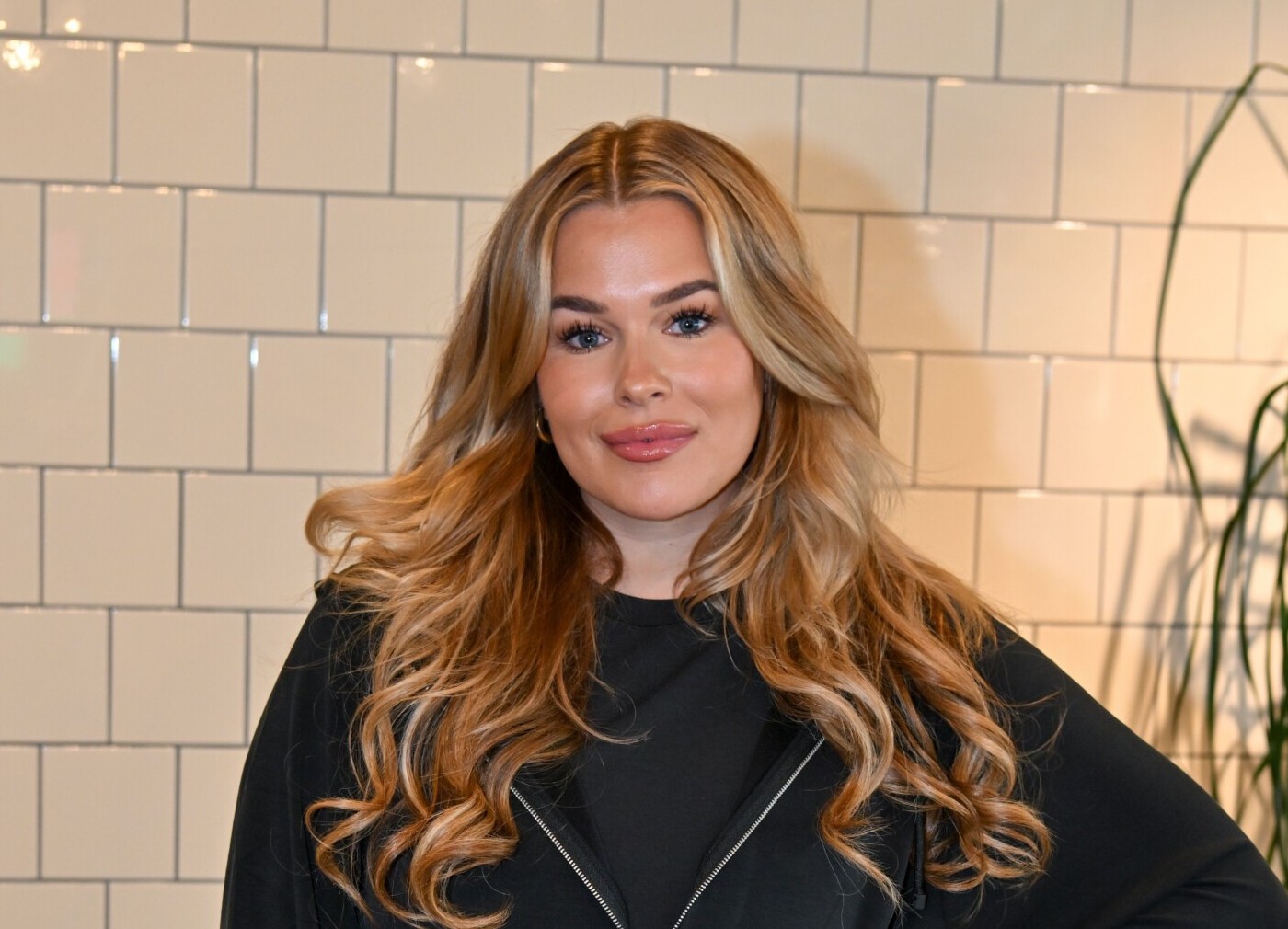 Sara Sieppi törkeän teon kohteena – ”Kunnon skraidut” - Como.fi