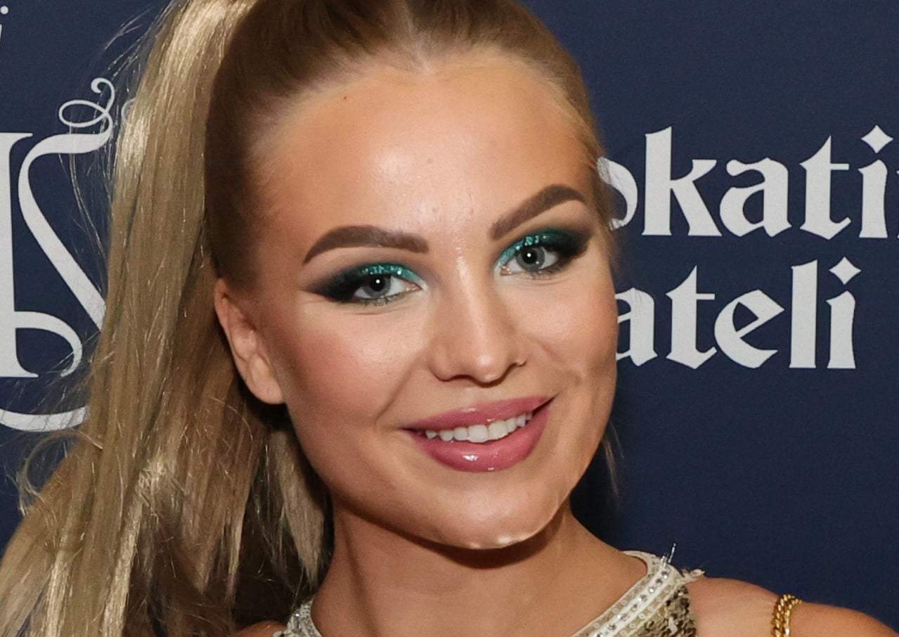 T m Asu Oli Ravintolaan Liikaa Erika Helin Poistettiin Katso Kuva T m Asu Oli Ravintolaan Liikaa Erika Helin Poistettiin Katso Kuva