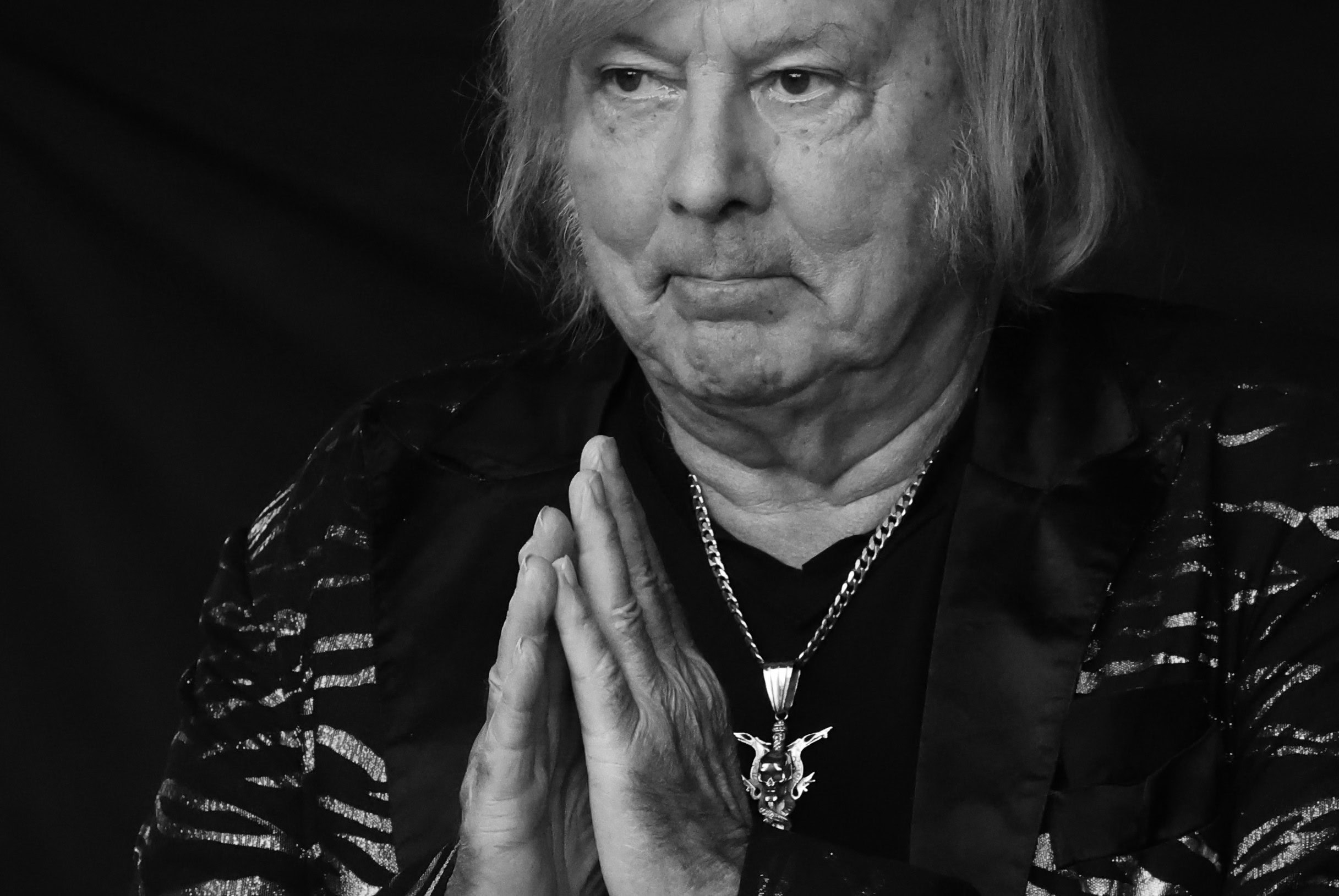 IL: Danny tekee "hautausmaakiertueen" - Como.fi