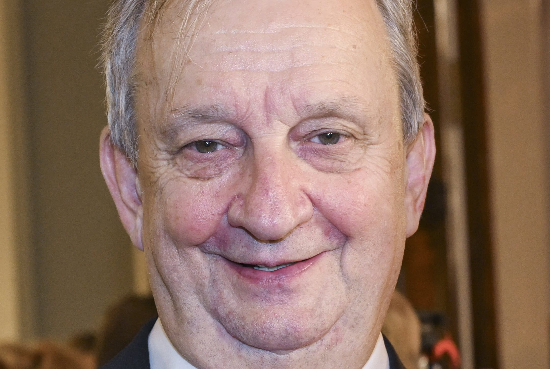 Hjallis Harkimo julkaisi kuvia: Leikkausoperaatiossa! - Como.fi