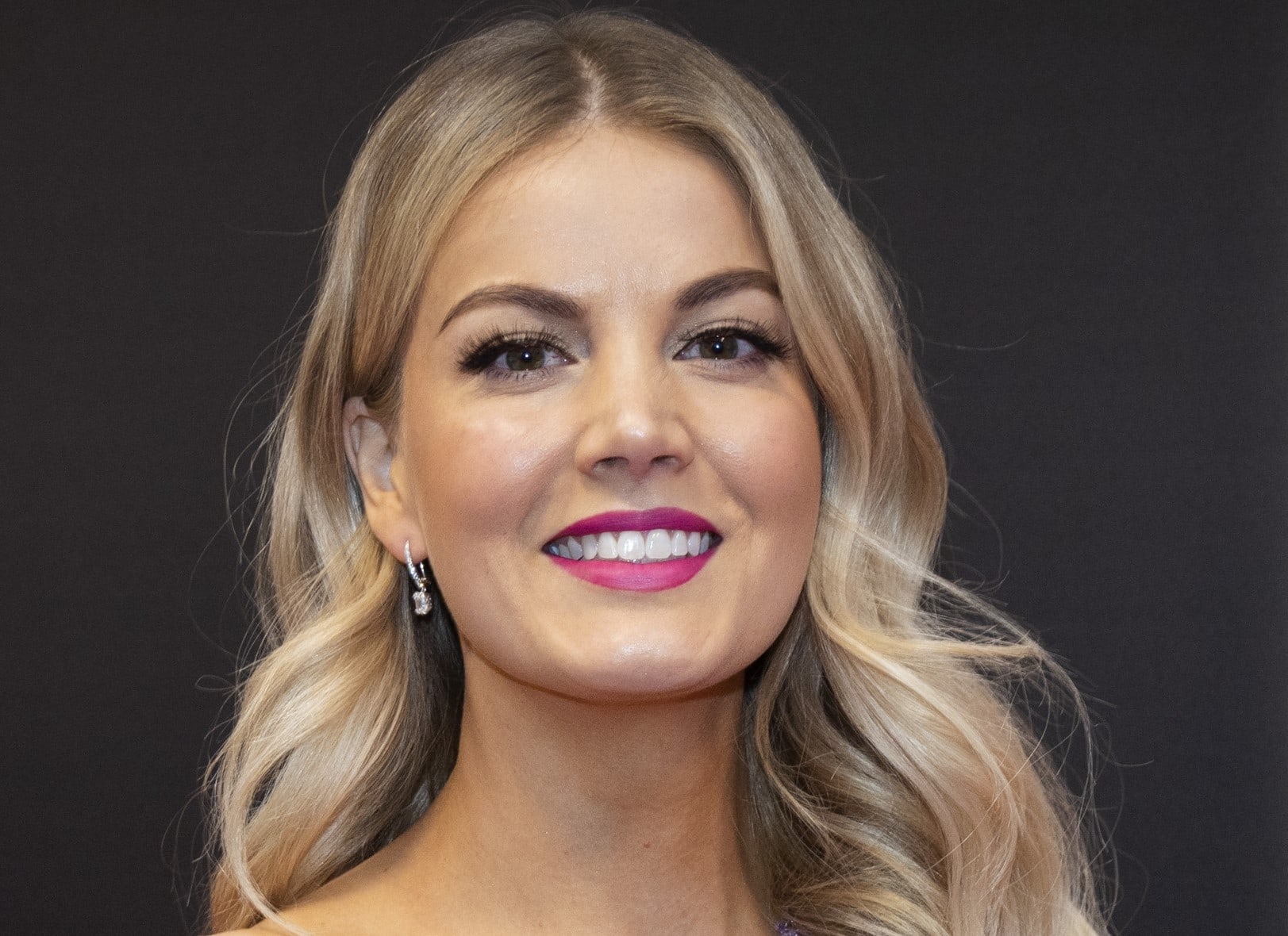 Janni Hussi lisäsi 3 biksukuvaa häämatkaltaan - 10 000 tykkäsi tunnissa ...