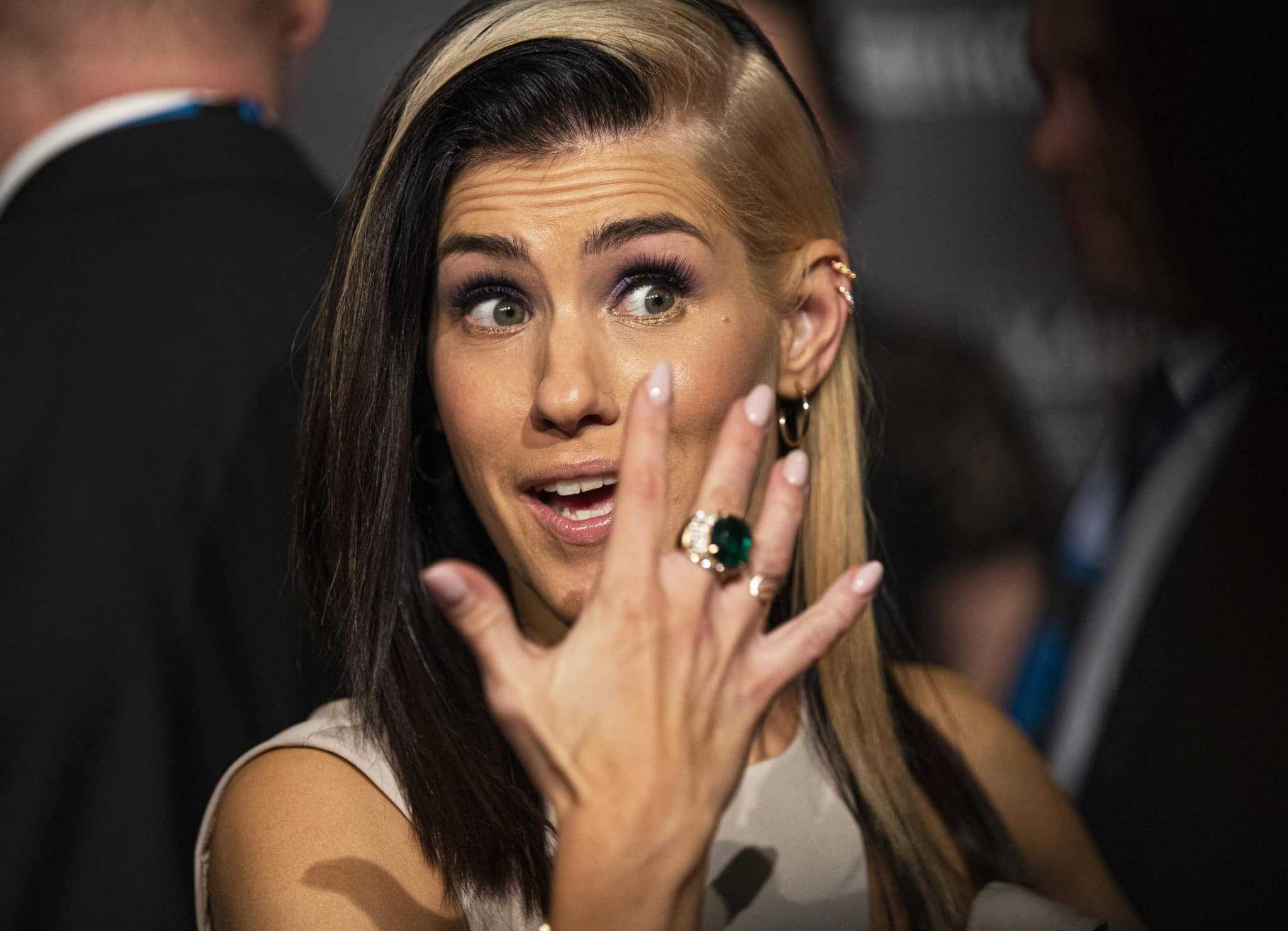 Jannika B:n ikkunassa loistavat erikoisemmat jouluvalot - katso! - Como.fi