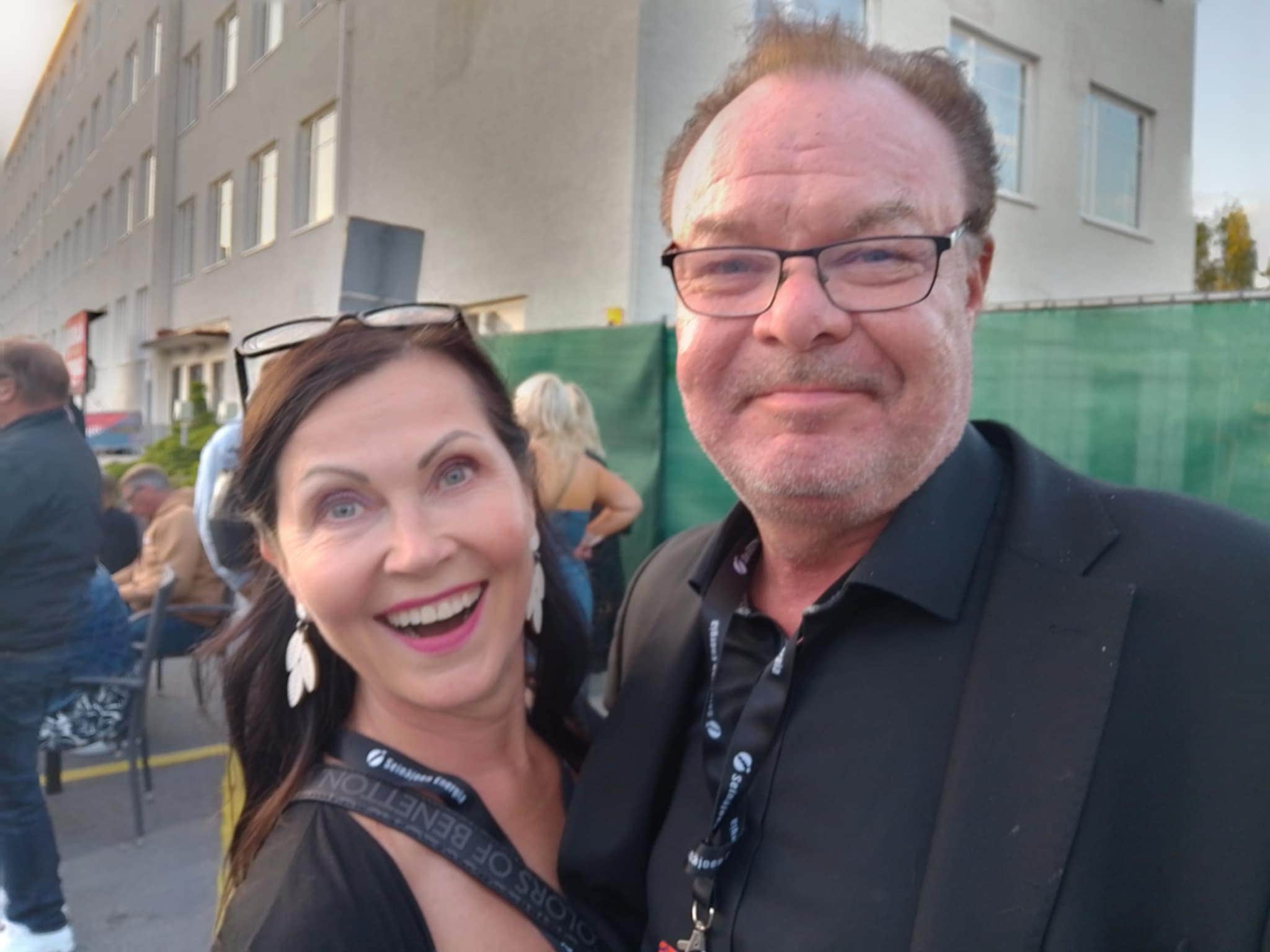 Juha Heikkilä vaihtoi estradit kulisseihin – Laura Voutilaisen ex ...