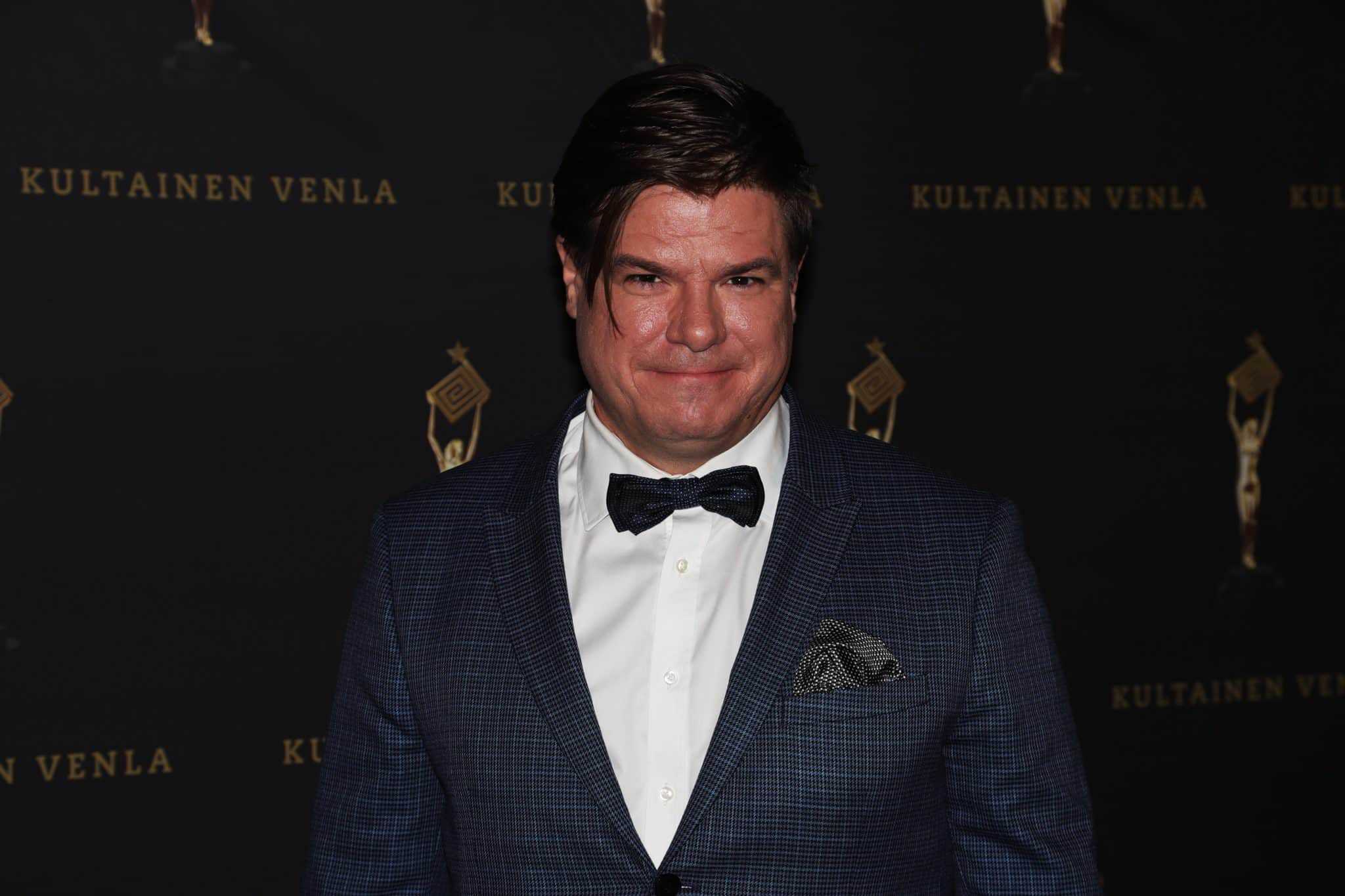 IL: Kansanedustaja rakastui radiotähteen - suhde myönnettiin ...