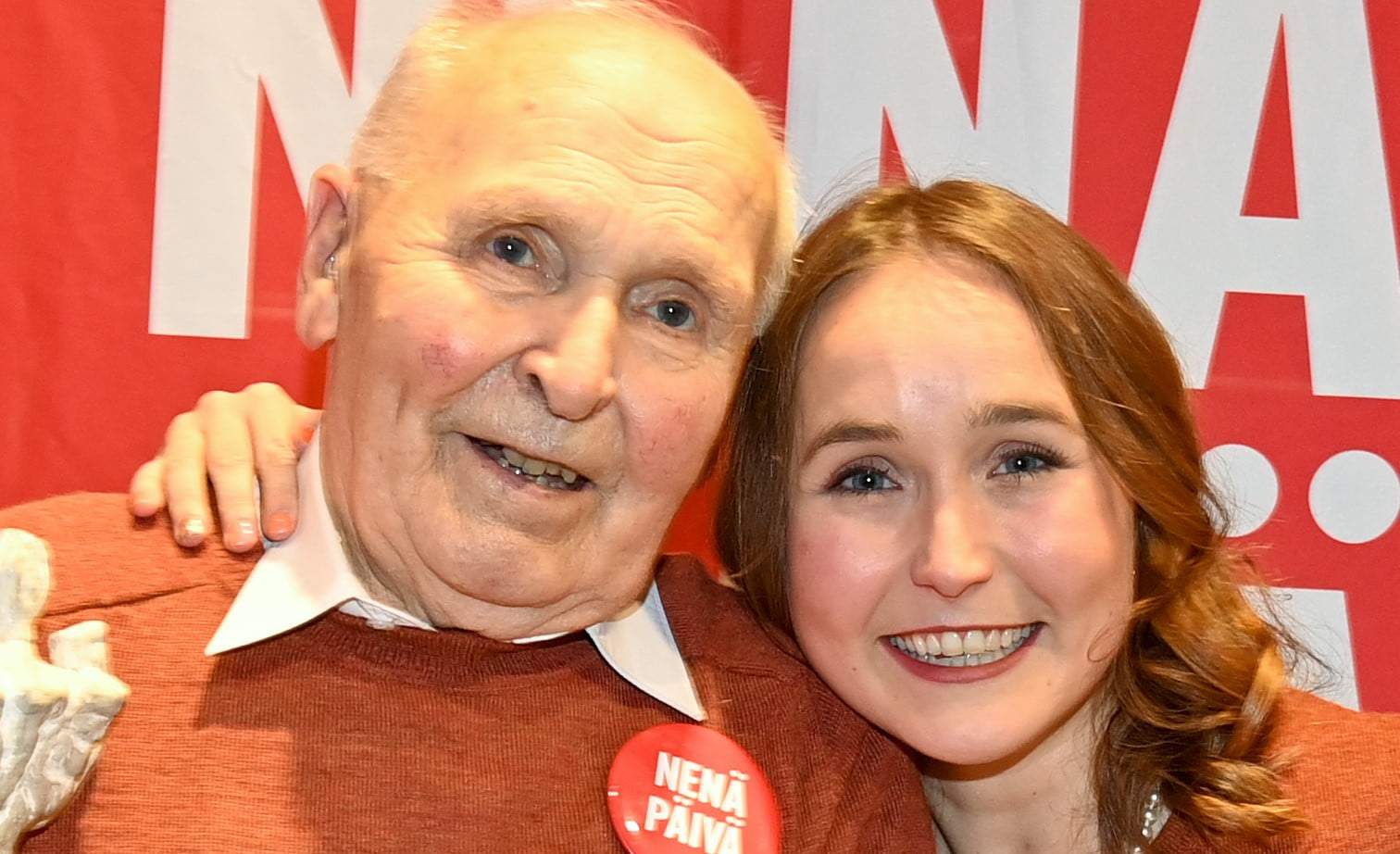 Lotta ja pappa kertoivat huikeat uutiset - Como.fi