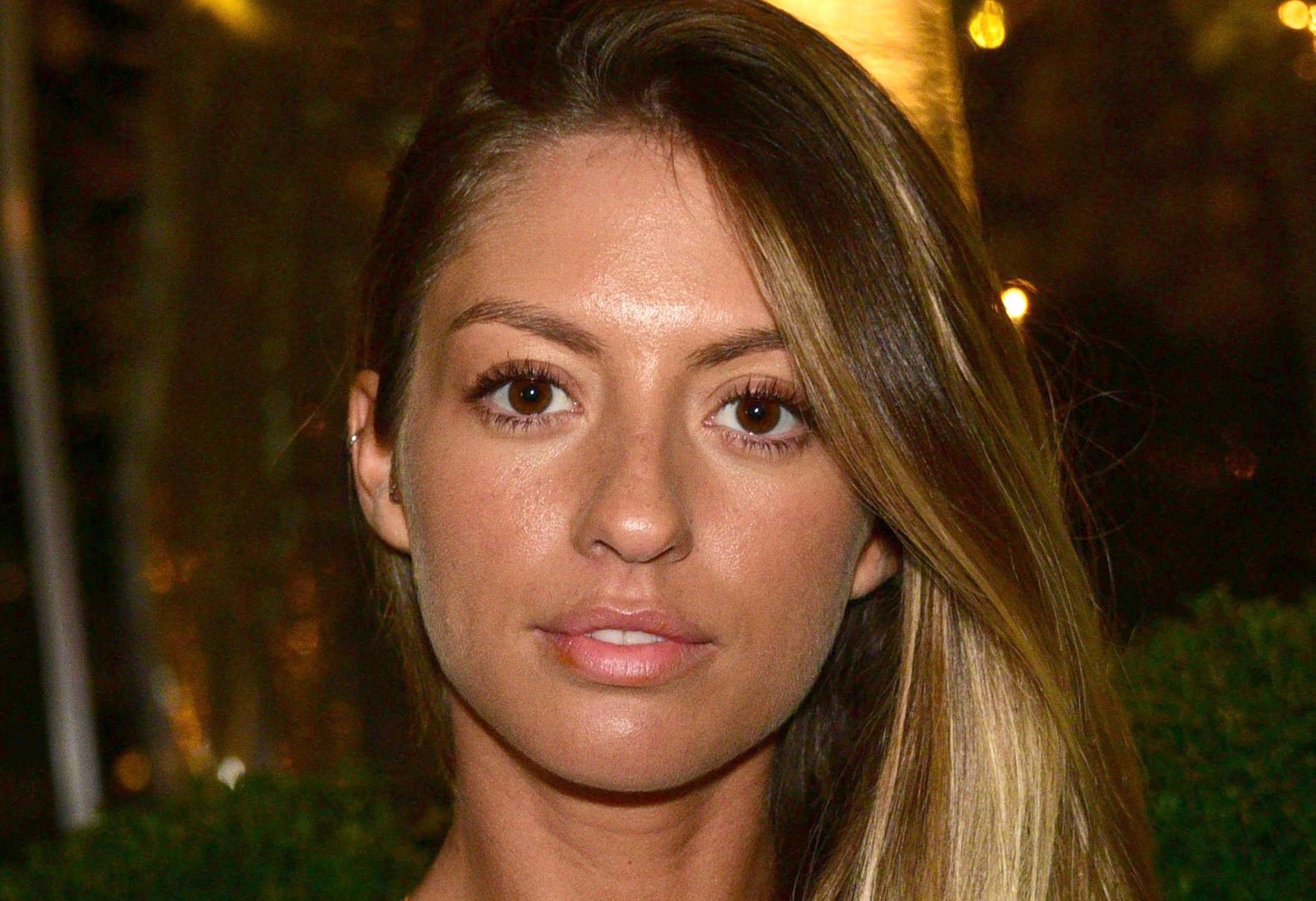 Maailman tyrmäävin naistoimitusjohtaja julkaisi itsestään nakuvideon ...