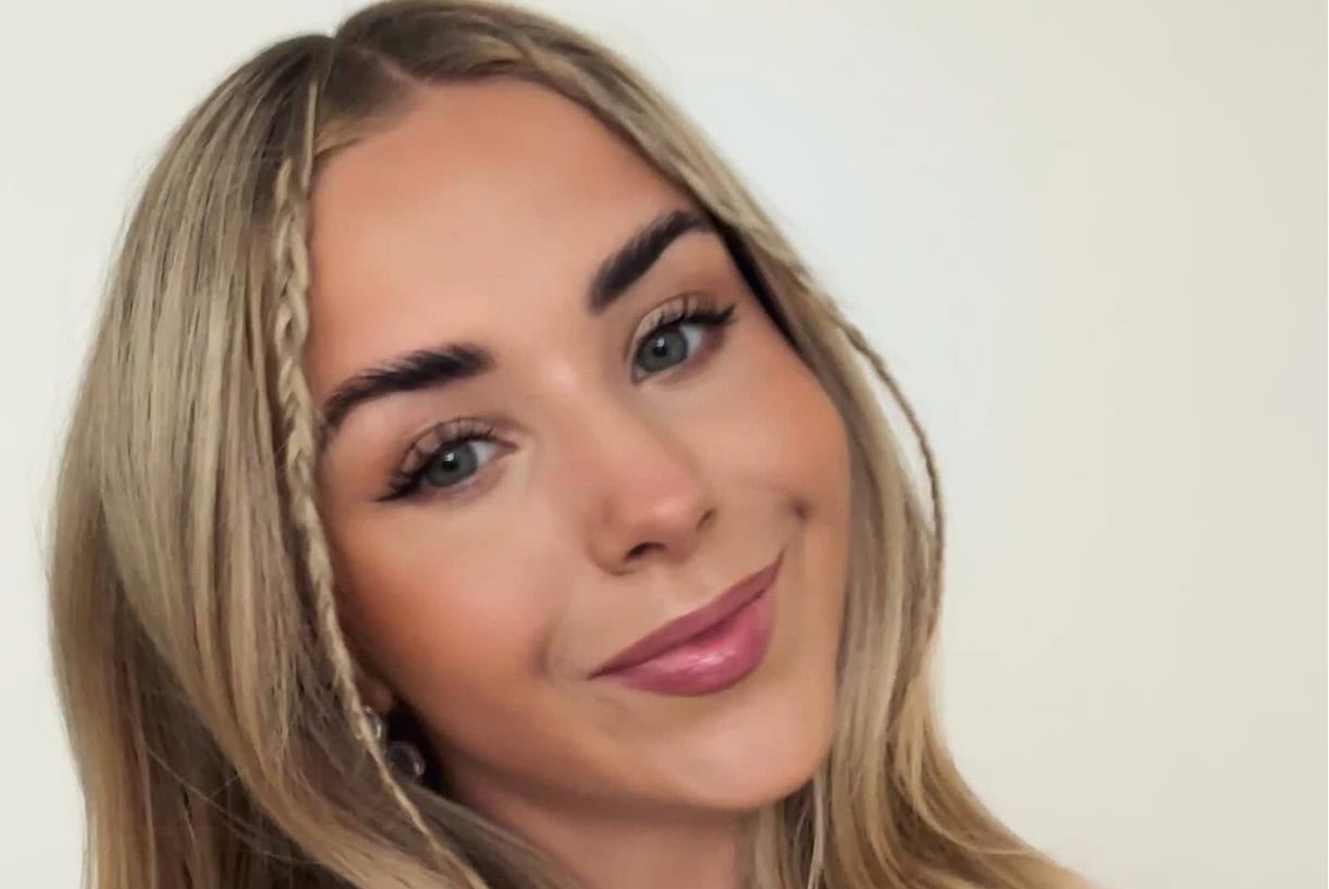 Whou! Amazing Racessa nähtävä Tuure Boeliuksen Saana-sisar riisui ...