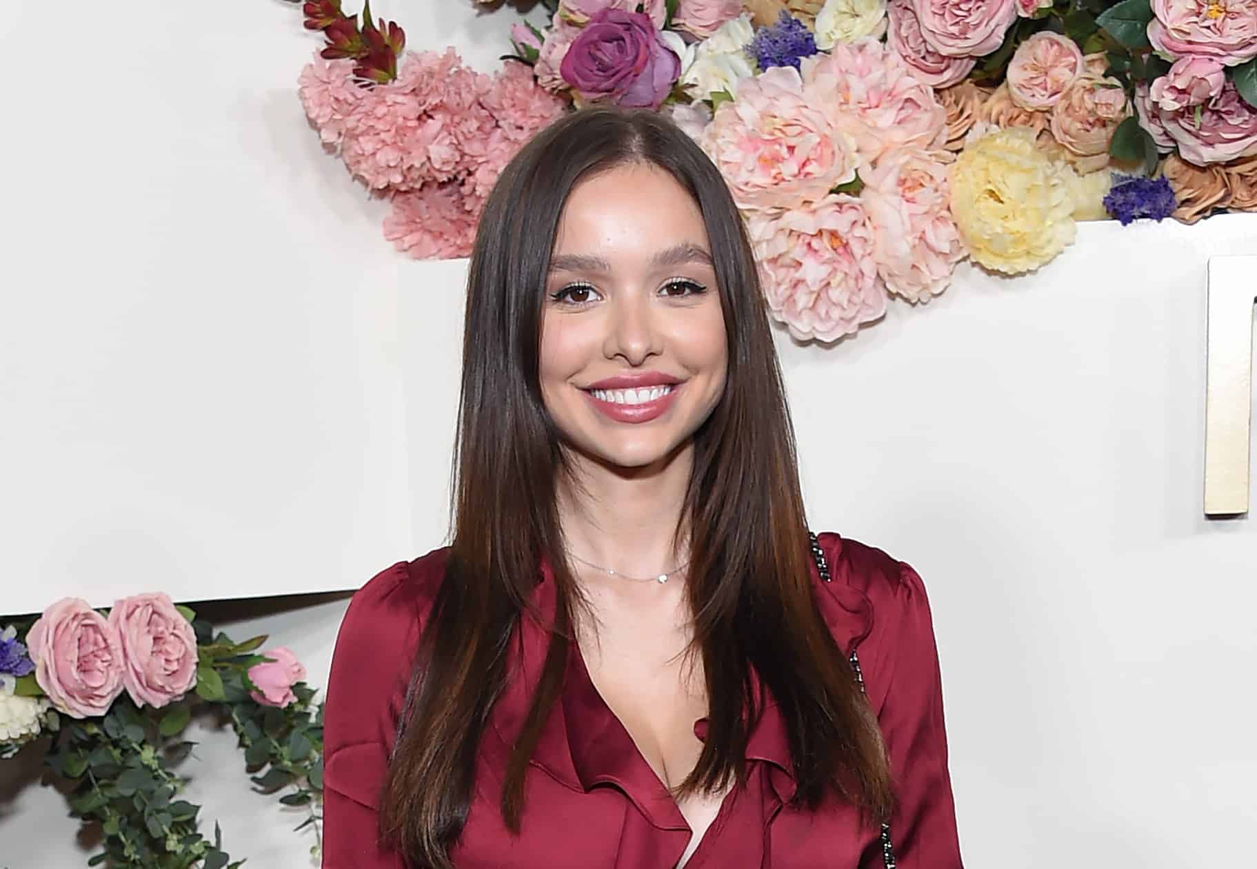 Sophien, 24, uudet kuvat saavat sinut ymmärtämään miksi hän on ...